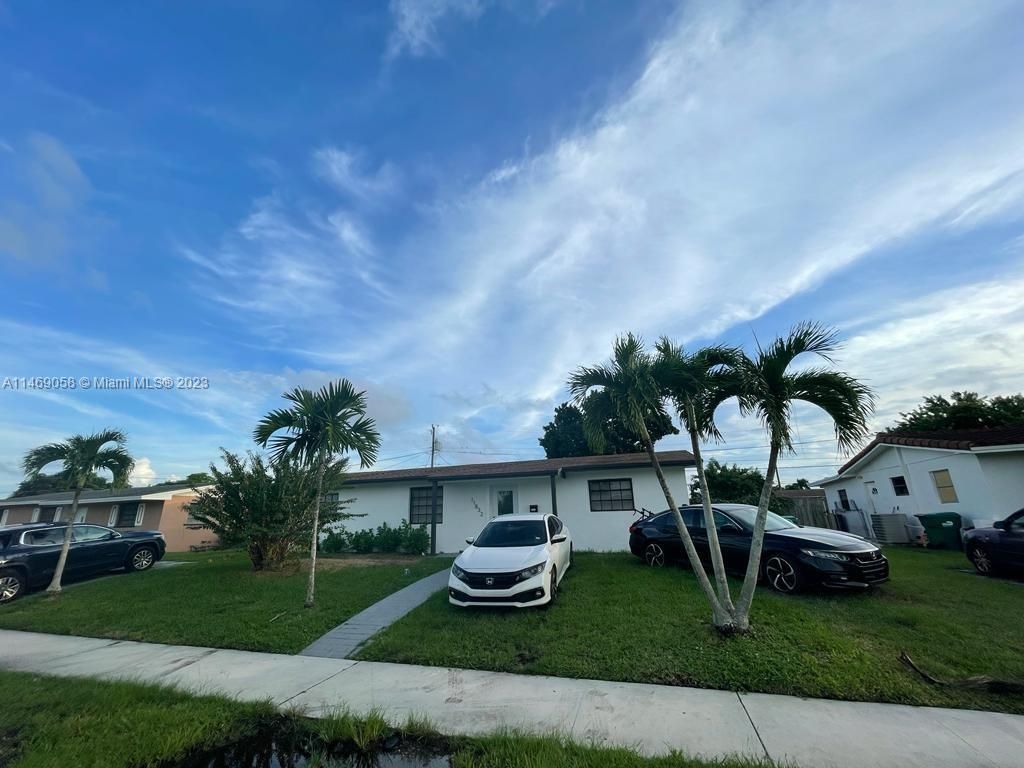 11832 SW 207th St, Miami, FL 33177 - See Est. Value, Schools & More