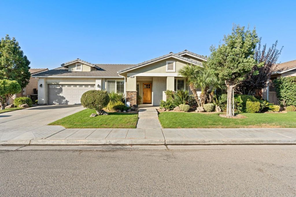 6810 W Wrenwood Ln, Fresno, CA 93723 - See Est. Value, Schools & More