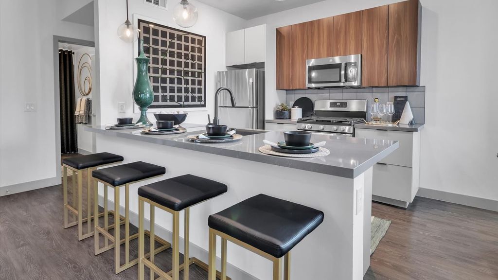 3930 Paradise Rd #530, Las Vegas, NV 89169 - See Est. Value, Schools & More