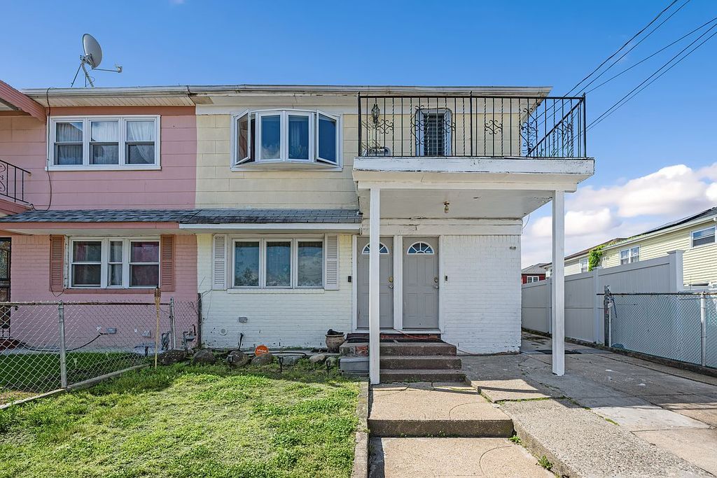 6953 Thursby Ave, Arverne, NY 11692 | MLS# S1720902 | Trulia