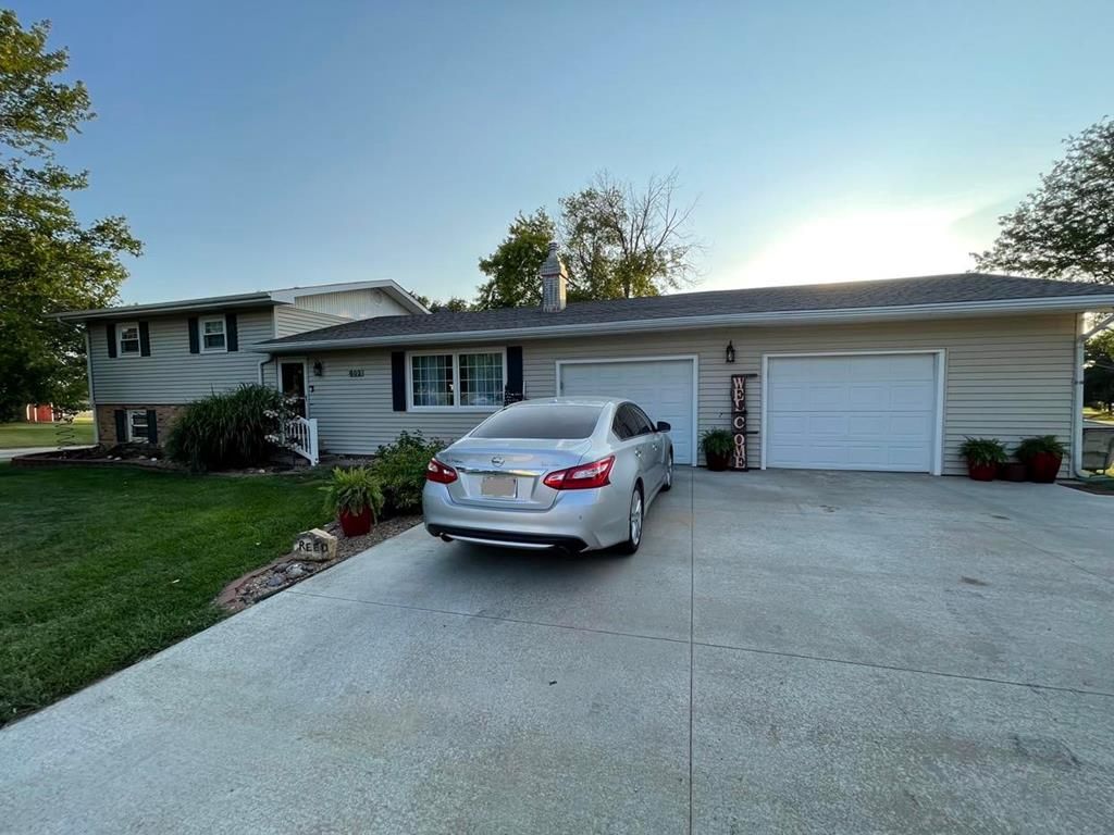 802 N 3rd St, Lincoln, KS 67455 - See Est. Value, Schools & More