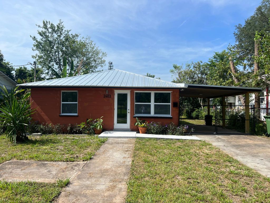 2403 E 10th Ave, Tampa, FL 33605 - See Est. Value, Schools & More