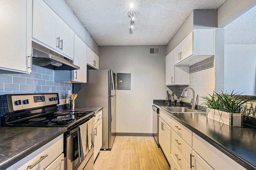 3481 S Fenton St #J203, Denver, CO 80227 - See Est. Value, Schools & More