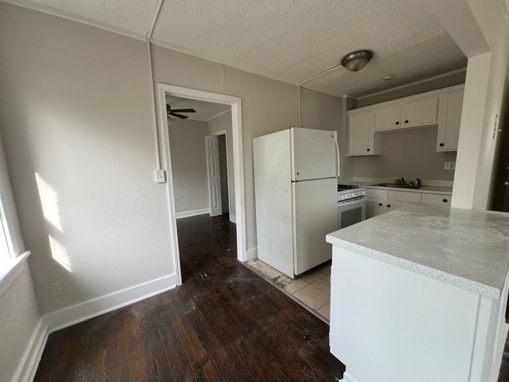 109 E 40th St #b4ac58879, Kansas City, MO 64111 - See Est. Value ...