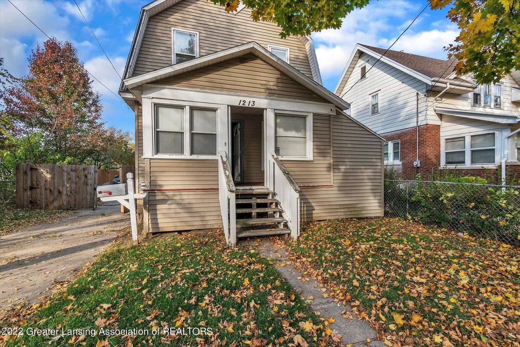 1213 Ballard St, Lansing, MI 48906 - See Est. Value, Schools & More
