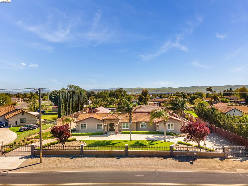 16952 W Von Sosten Rd, Tracy, CA 95304 - See Estimated Value