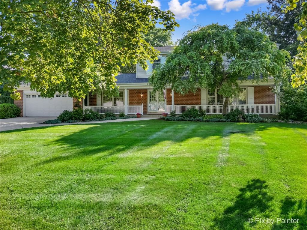 260 Fox Hunt Trl, Barrington, IL 60010 - See Est. Value, Schools & More