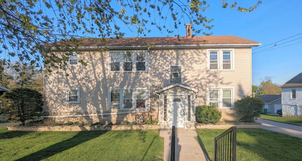 607 Walnut St - Lemont, IL | Trulia