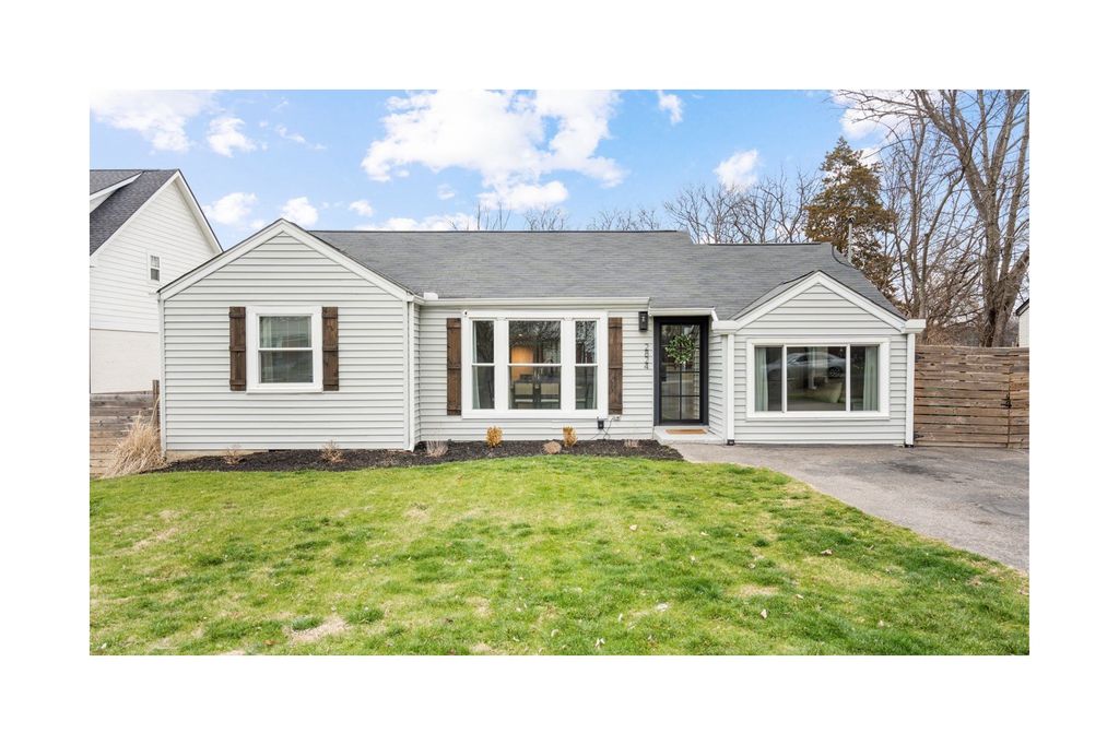 2824 Colonial Cir, Nashville, TN 37214 - See Est. Value, Schools & More