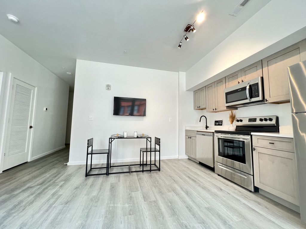 725 W Pratt St #508, Baltimore, MD 21201 - Trulia | Trulia