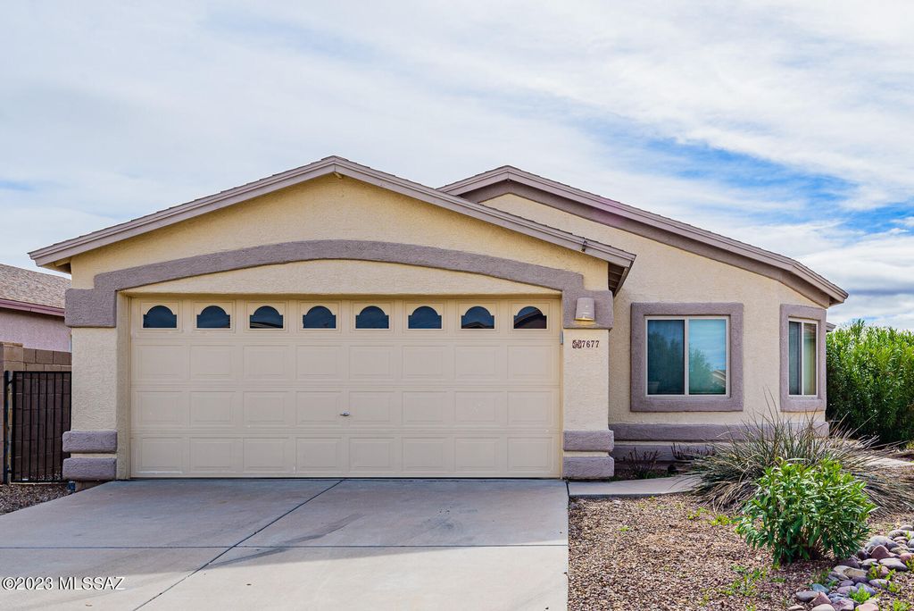 7677 S Meadow Spring Way, Tucson, AZ 85747 - See Est. Value, Schools & More