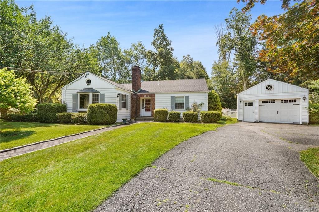 8 Oak Road, Katonah, NY 10536 - See Est. Value, Schools & More