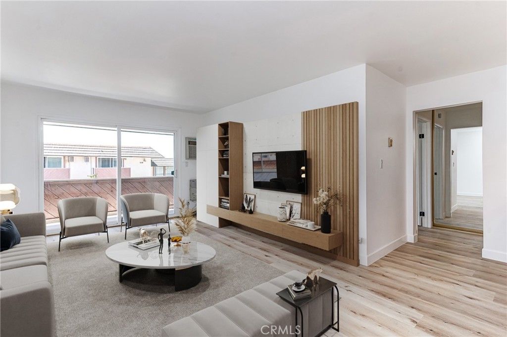 5585 E Pacific Coast Hwy #332, Long Beach, CA 90804 - See Est. Value ...