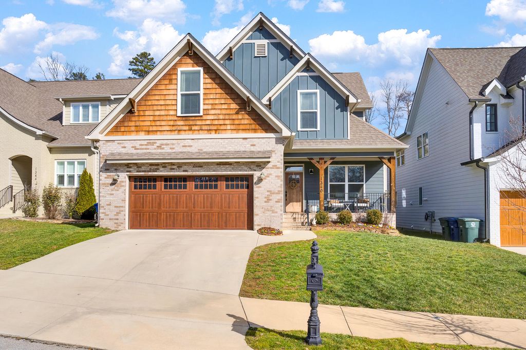 1340 Carrington Way, Chattanooga, TN 37405 - See Est. Value, Schools & More