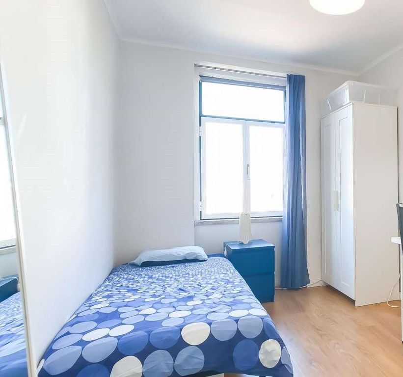 1758 Eastburn Ave #1, Bronx, NY 10457 - See Est. Value, Schools & More