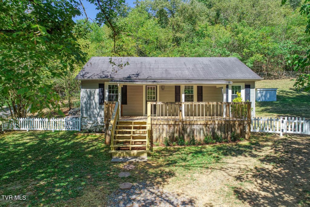 243 Ebbing Flowing Springs Rd, Rogersville, TN 37857 - See Est. Value ...