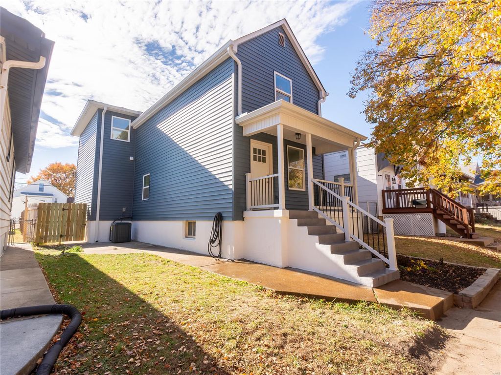 4148 Burgen Ave, Saint Louis, MO 63116 | Trulia