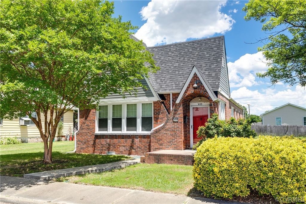 403 N 8th Ave, Hopewell, VA 23860 - See Est. Value, Schools & More
