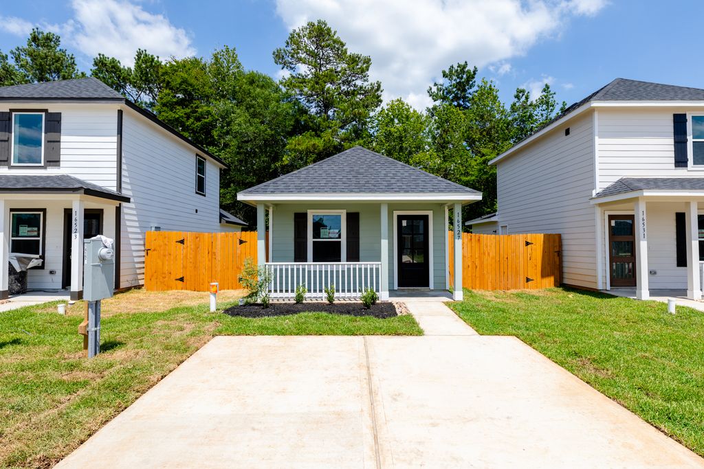 16527 Jasmine Marie Pl, Conroe, TX 77306 - See Est. Value, Schools & More