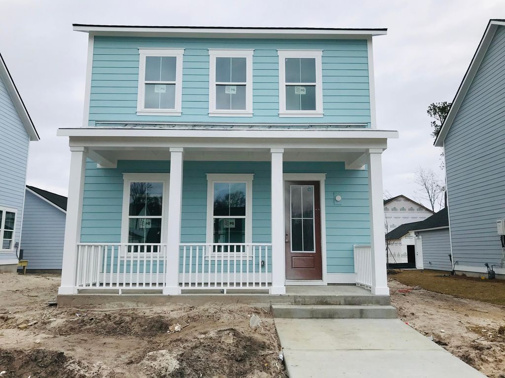 302 Julian Hamlet, Summerville, SC 29483 - See Est. Value, Schools & More