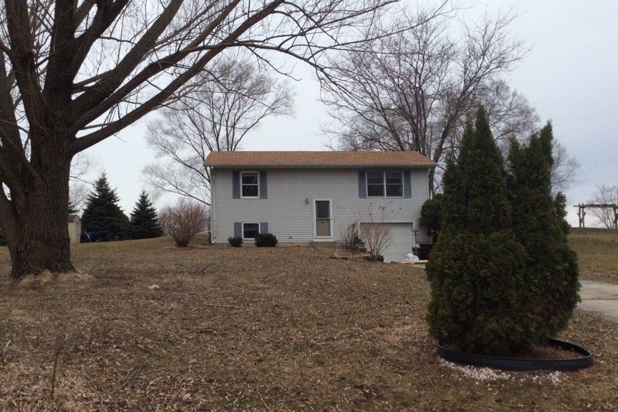 1202 Illinois St, Oregon, IL 61061 - See Est. Value, Schools & More