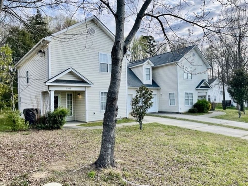5206 Brooktree Dr, Charlotte, NC 28208 - See Est. Value, Schools & More