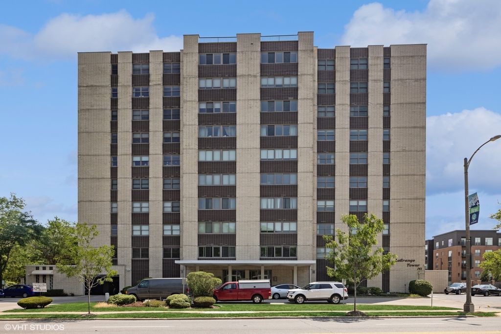 141 N La Grange Rd #605, La Grange, IL 60525 - See Est. Value, Schools ...