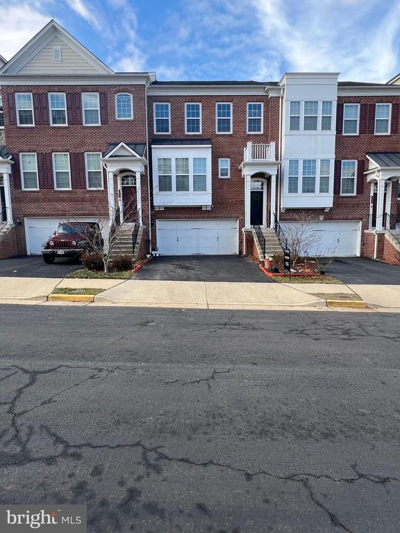 20697 Erskine Ter, Ashburn, VA 20147 - See Est. Value, Schools & More