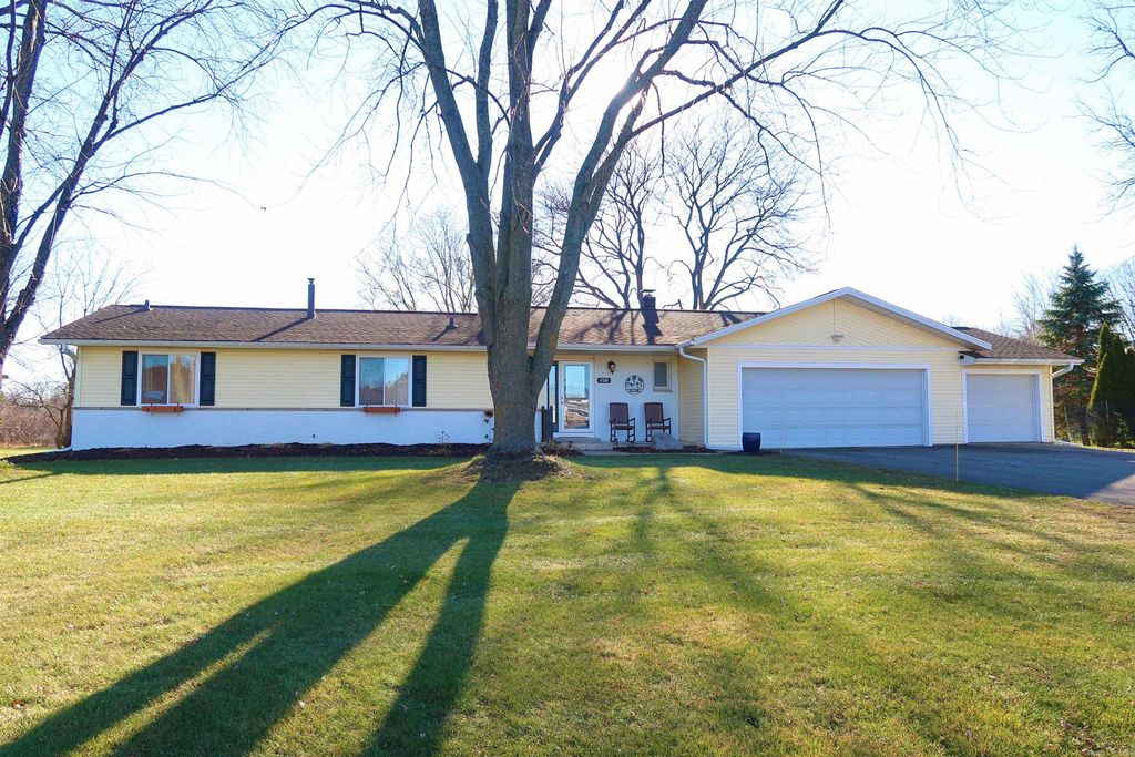 4581 Windsor Rd, Windsor, WI 53598 | Trulia