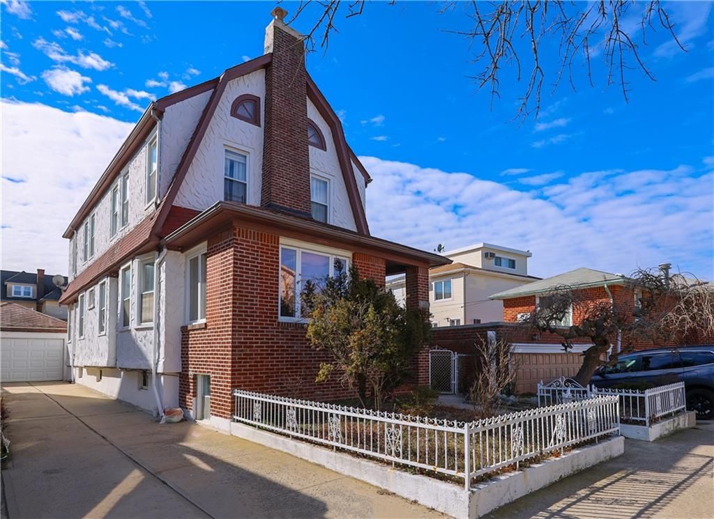4404 Atlantic Ave, Brooklyn, NY 11224 - See Est. Value, Schools & More