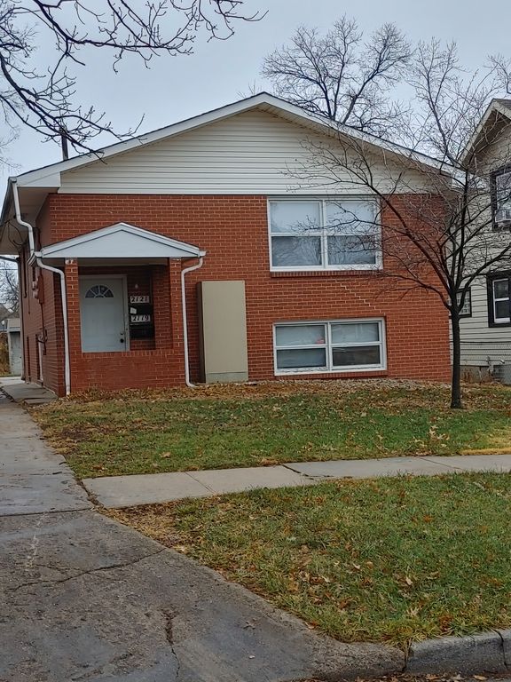 2121 Euclid Ave #2121, Lincoln, NE 68502 - See Est. Value, Schools & More