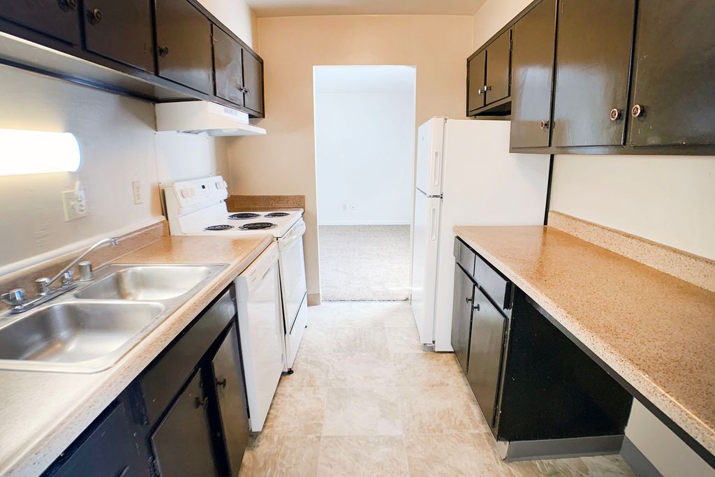 580 Dewdrop Cir #594M, Cincinnati, OH 45240 - See Est. Value, Schools & More