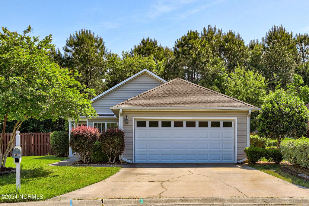 2423 Red Maple Circle, Leland, NC 28451 - See Est. Value, Schools & More