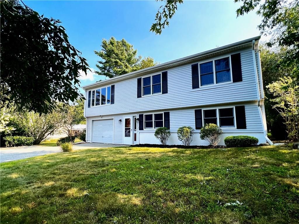 61 Hamilton Ave, Jamestown, RI 02835 - See Est. Value, Schools & More