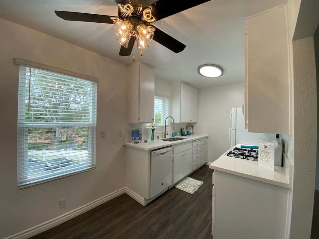 2330 Paseo De Laura #225, Oceanside, CA 92056 - See Est. Value, Schools ...