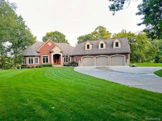 3074 Pond Rd, Leonard, MI 48367 | Trulia