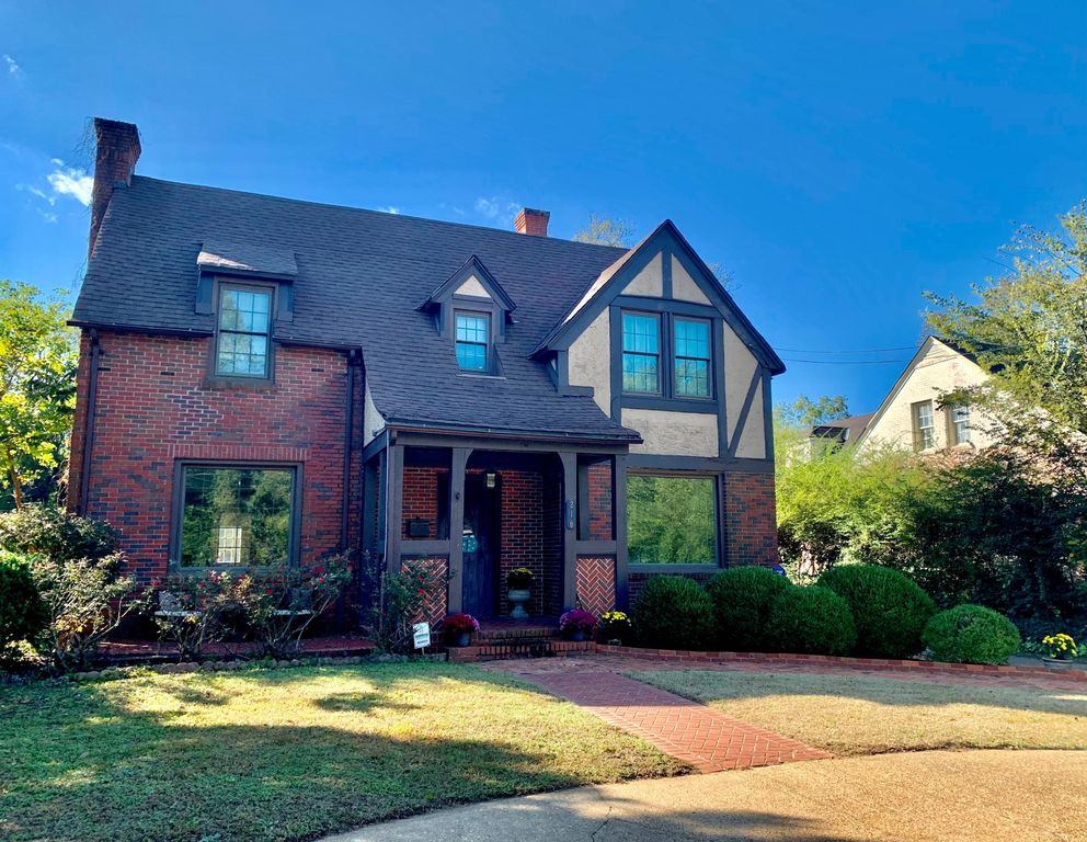 210 E Fairview Ave, Montgomery, AL 36105 - See Est. Value, Schools & More