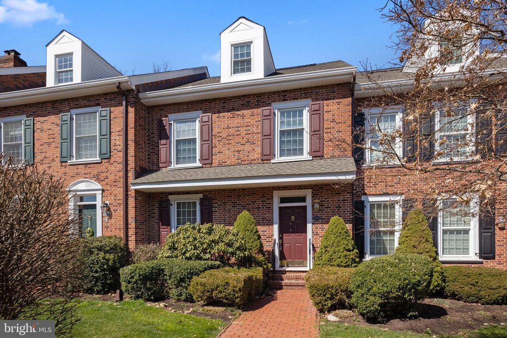 33 Sentinel Rd #136, Washington Crossing, PA 18977 - See Est. Value ...