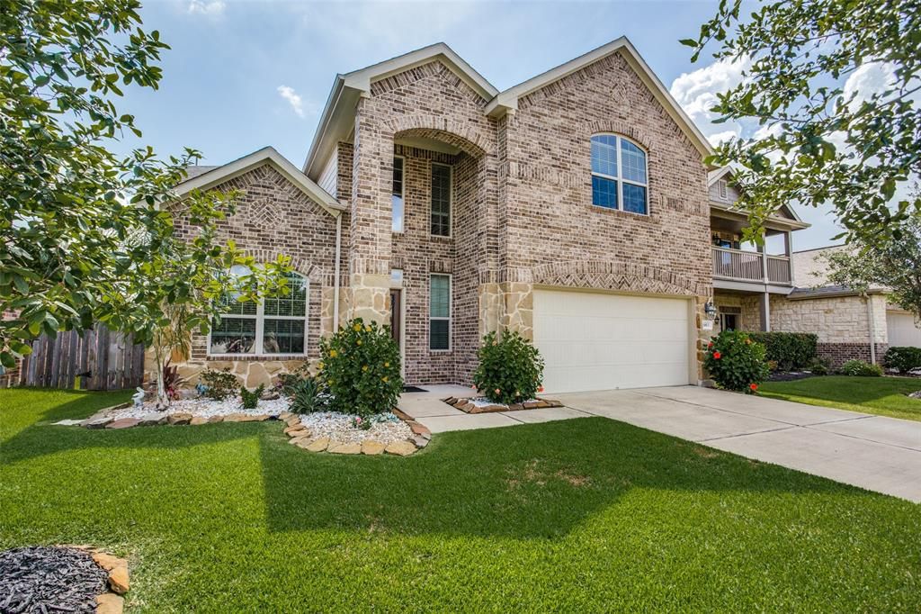 6813 Linden Creek Ln, Dickinson, TX 77539 - See Est. Value, Schools & More