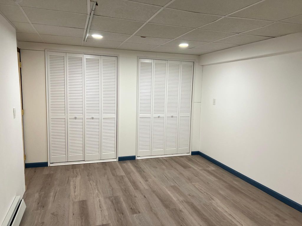 96 Logtown Rd, Amherst, MA 01002 - See Est. Value, Schools & More