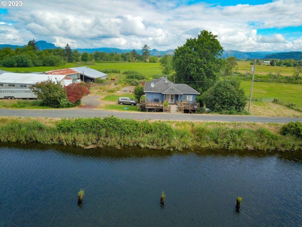 43117 Penttila Ln, Astoria, OR 97103 - See Est. Value, Schools & More