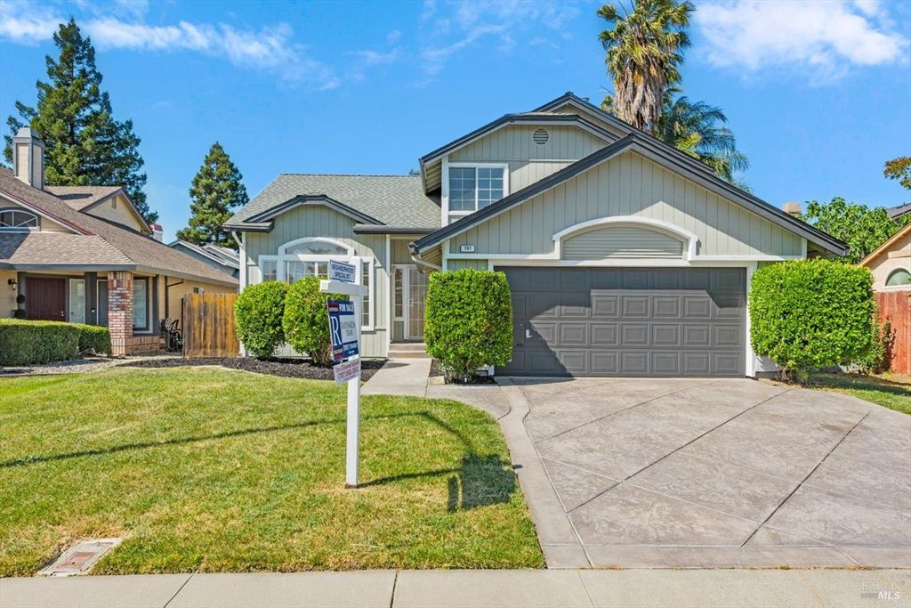 797 Bluebird Drive, Vacaville, CA 95687 - See Est. Value, Schools & More