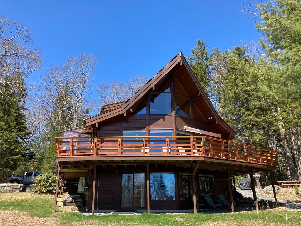 27 Viking, Surry, ME 04684 - See Est. Value, Schools & More