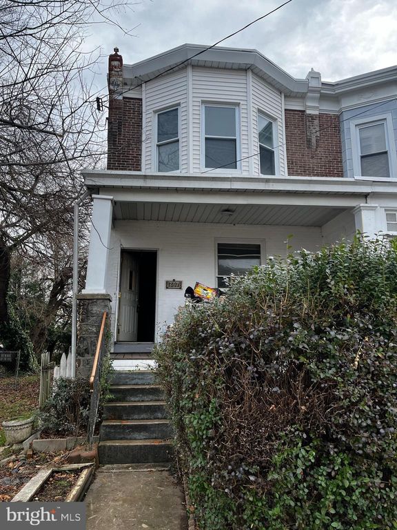 307 Powhattan Ave, Lester, PA 19029 - See Est. Value, Schools & More