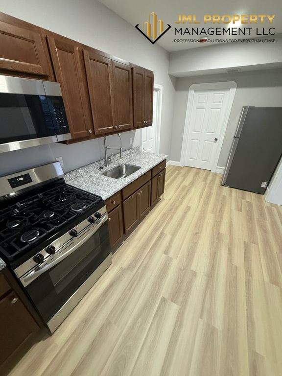 81 Swindells St #2, Fall River, MA 02723 - Trulia | Trulia