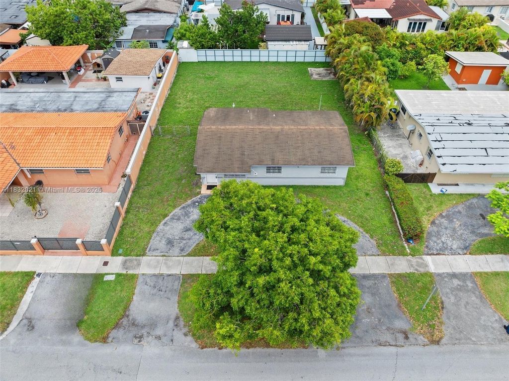 10721 SW 64th St, Miami, FL 33173 - See Est. Value, Schools & More