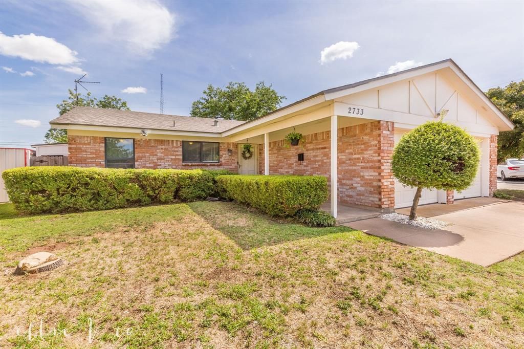 2733 S 40th St, Abilene, TX 79605 - See Est. Value, Schools & More
