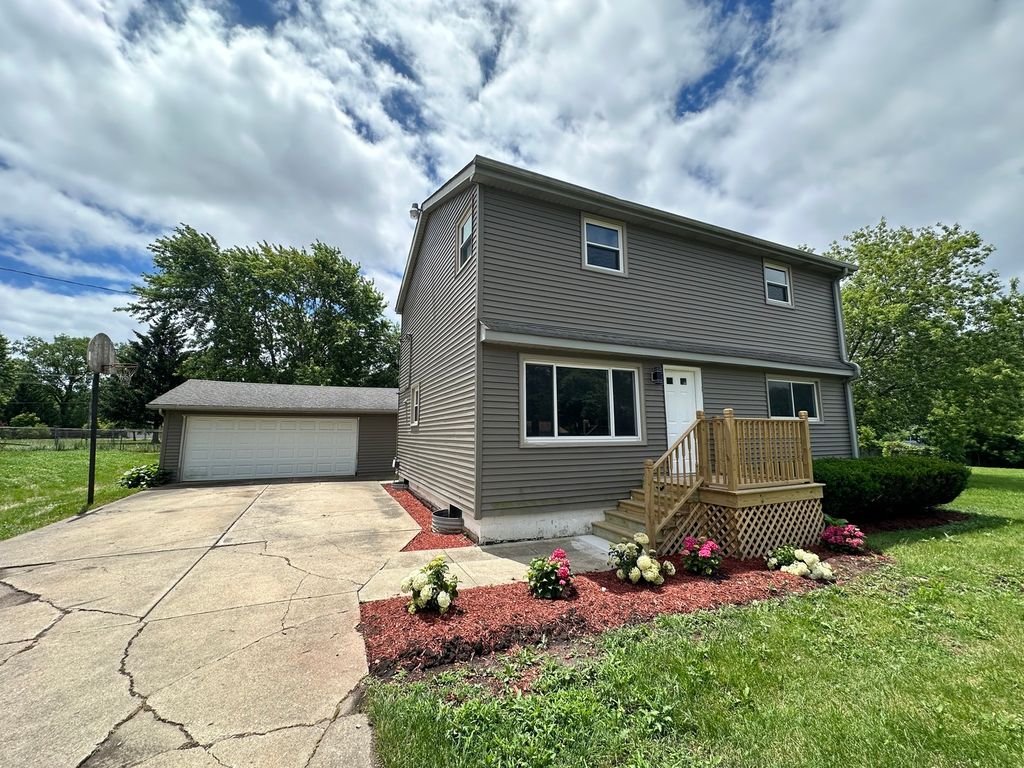 12665 W Glen Flora Ave, Waukegan, IL 60085 - See Est. Value, Schools & More