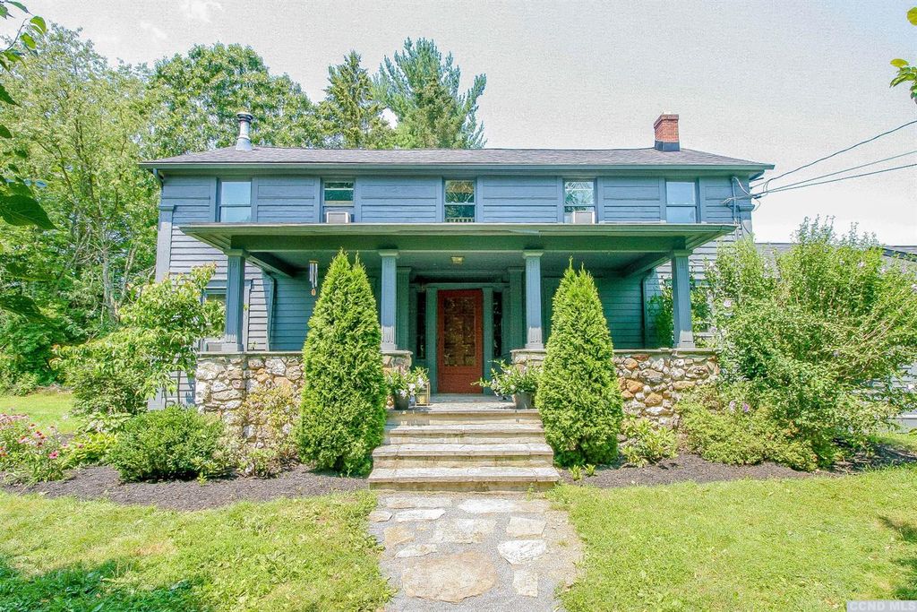 316-320 Clinton Hollow Rd, Salt Point, NY 12578 | Trulia