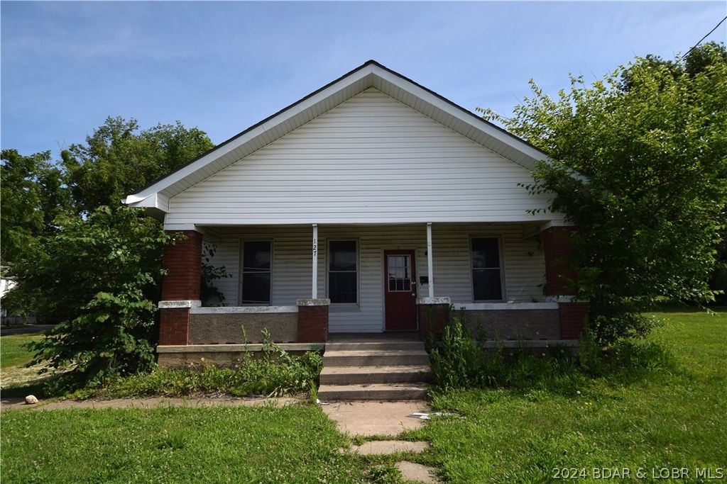 127 W North St, Eldon, MO 65026 | MLS# 3566211 | Trulia